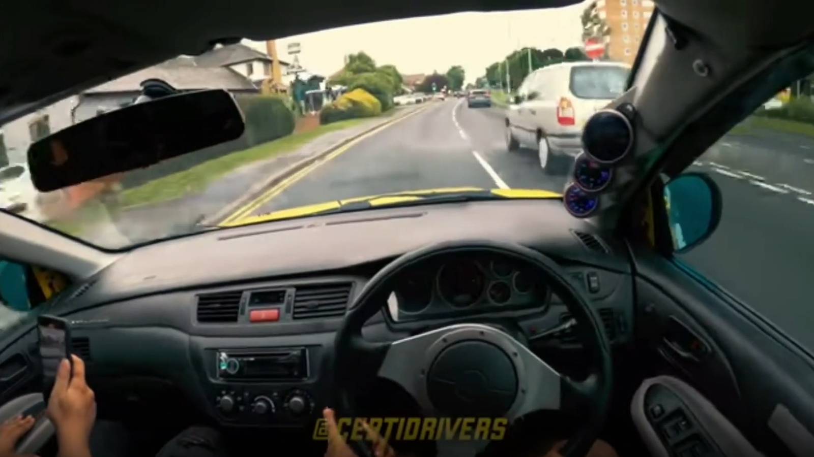 英國Youtuber發布駕駛三菱EVO飆速影片直接判入獄27個月！ 台灣或可效法？ | 地球黃金線